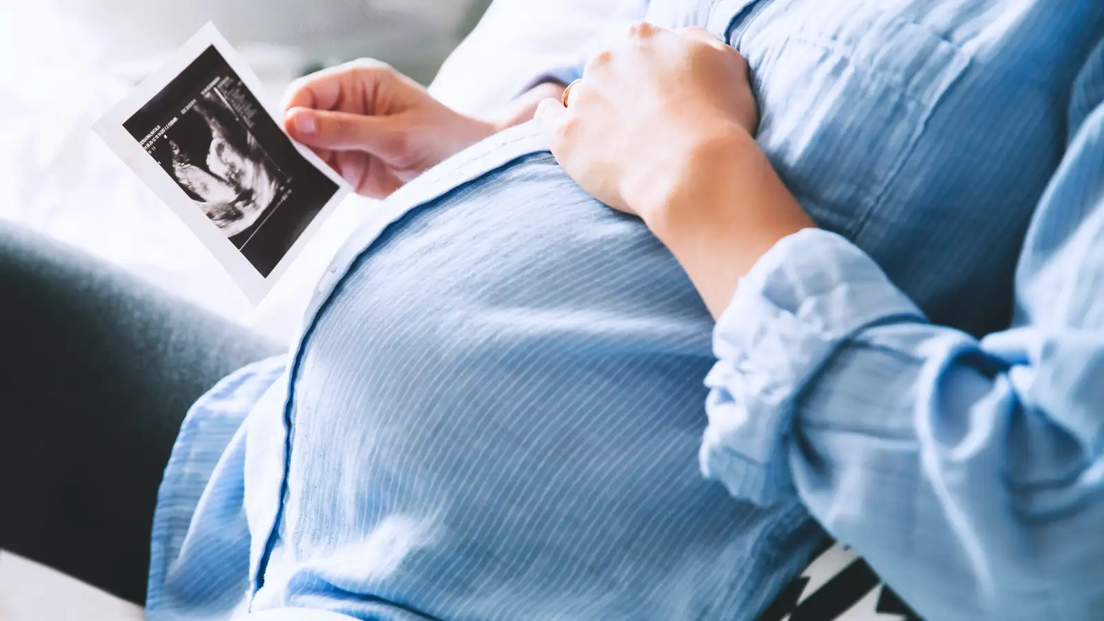 How Babies Sense Light From Inside the Womb