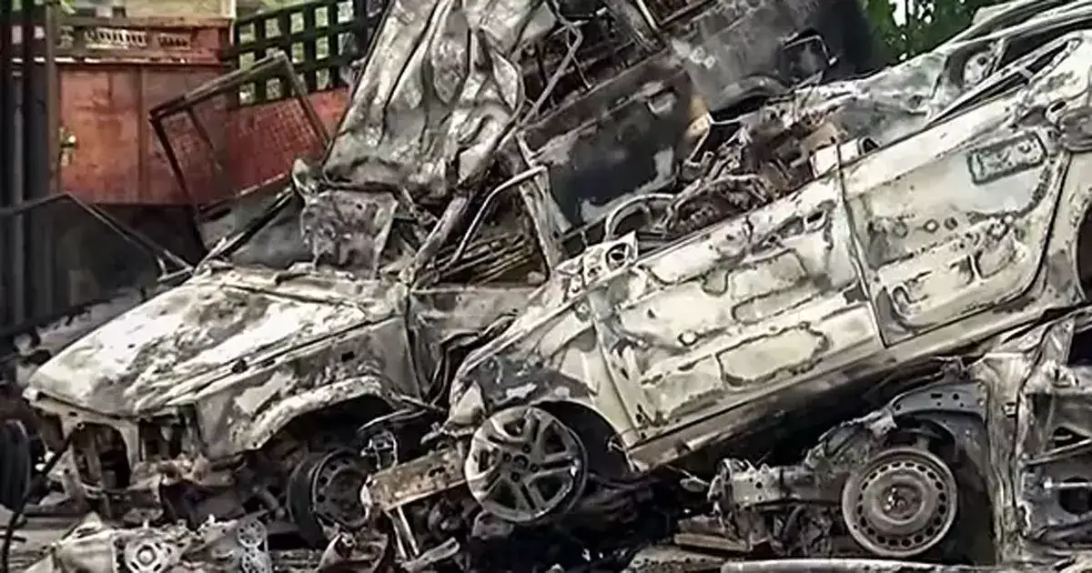 Nuh Riots News: चमचमाती दिल्ली पास, फिर देश का 'बदनाम' जिला क्यों बन ...