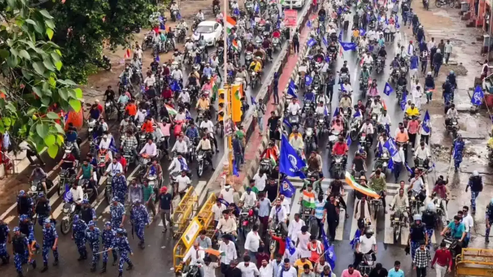 40 हजार बैंककर्मियों की हड़ताल से हिला मध्यप्रदेश, 8500 शाखाओं में ...