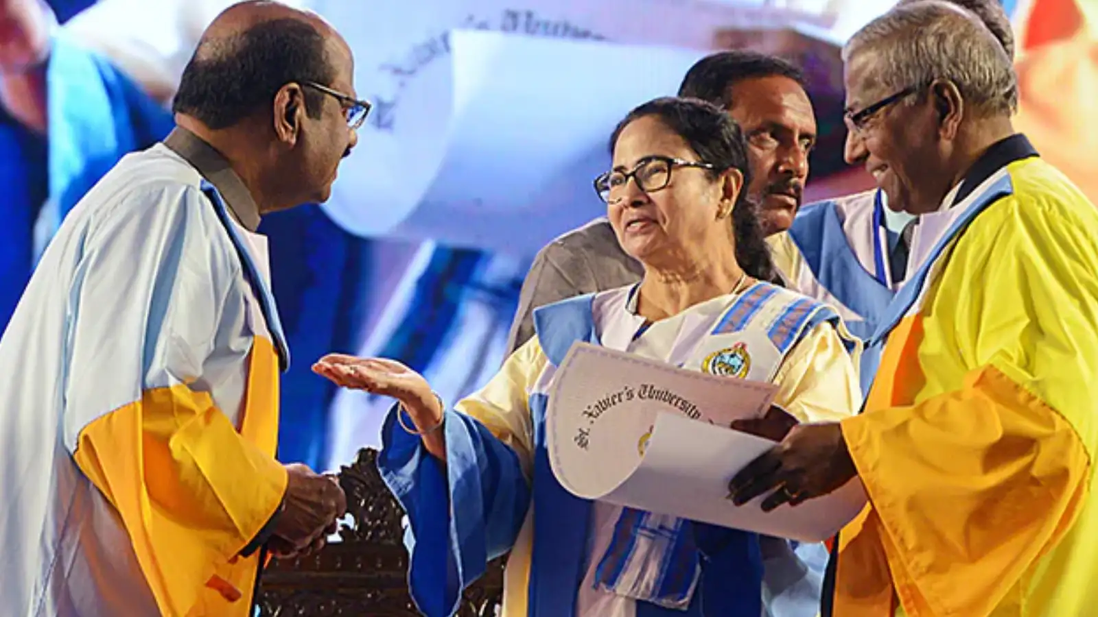 Murshidabad Violence,राज्यपाल ने क्यों ठुकराया सीएम ममता का अनुरोध ...