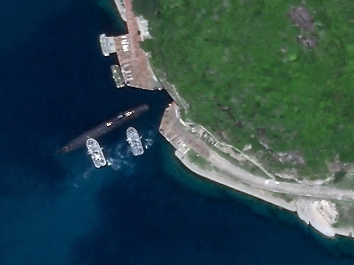 South China Sea News: Chinese Submarine Mysterious Cave Facility At ...