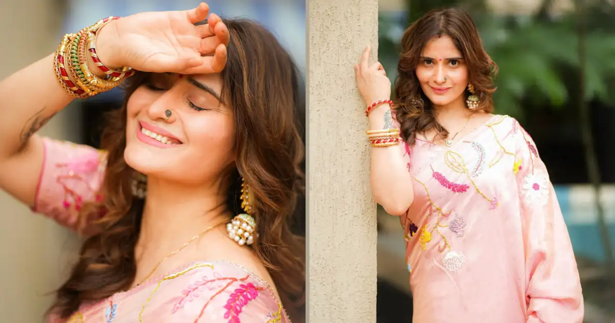 Arti Singh Silk Floral Embroidered Saree,शॉर्ट्स- बिकिनी छोड़ संस्कारी बनीं 40 साल की आरती ...