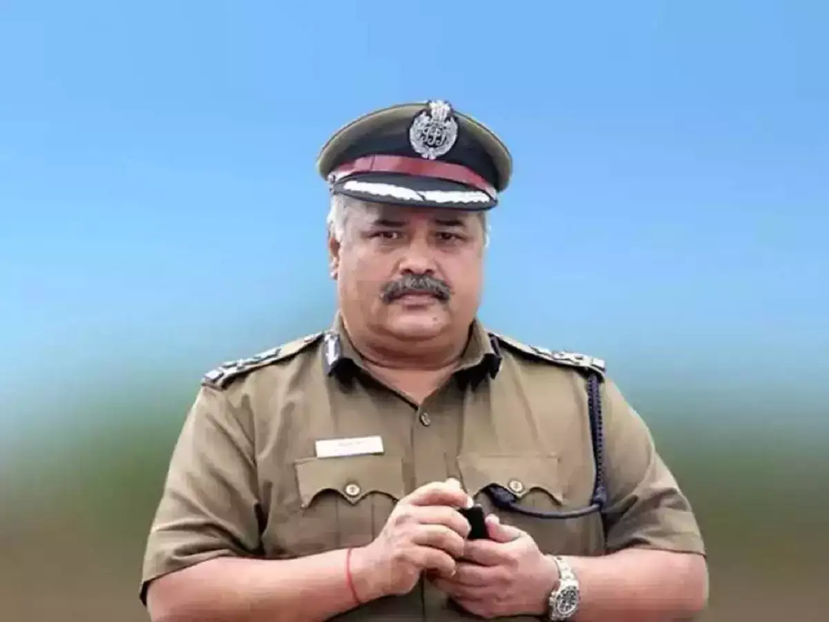 Former Dgp Rajesh Das Appeal Sexual Harassment Case : பெண் எஸ்.பிக்கு ...