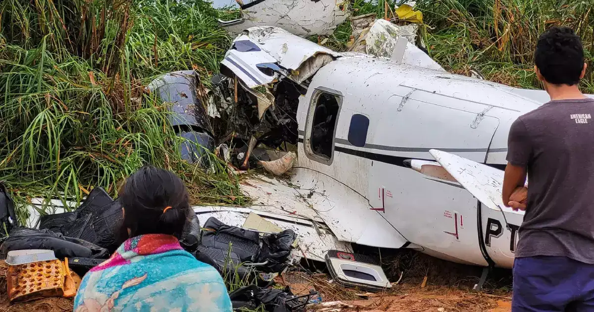 Zimbabwe Plane Crash Harpal Randhawa: Zimbabwe Indian Mine Company ...