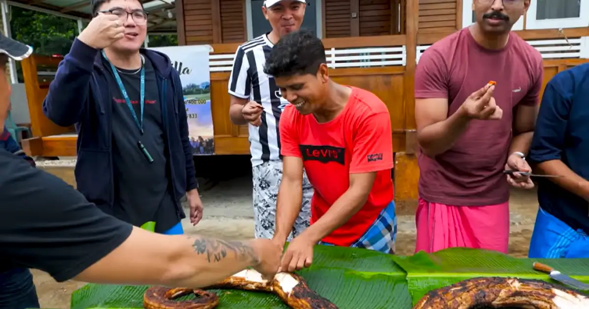 Firoz Chuttipara Snake Grill Video,ആദ്യം മാൻ, പിന്നെ മയിൽ, ഇപ്പൊ ...