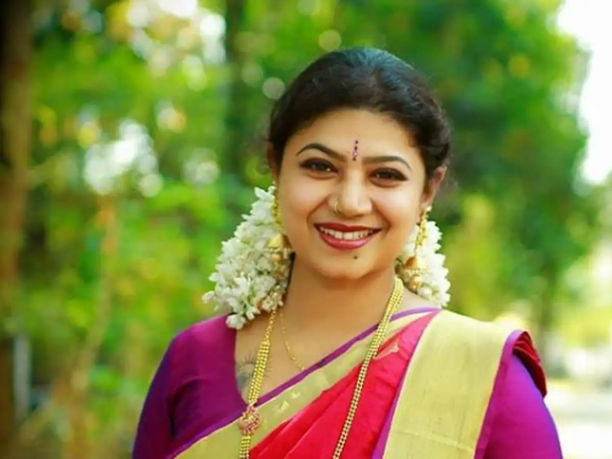 Saritha Balakrishnan Mounaragam,എന്ത് കൊണ്ട് തന്നെ മാറ്റി; മൗനരാഗത്തി ...