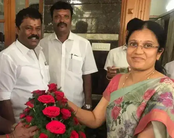 Jothi Balakrishna Reddy,அதிமுகவுக்கு அல்வா கொடுத்த முன்னாள் அமைச்சரின் மனைவி! - jothi ...