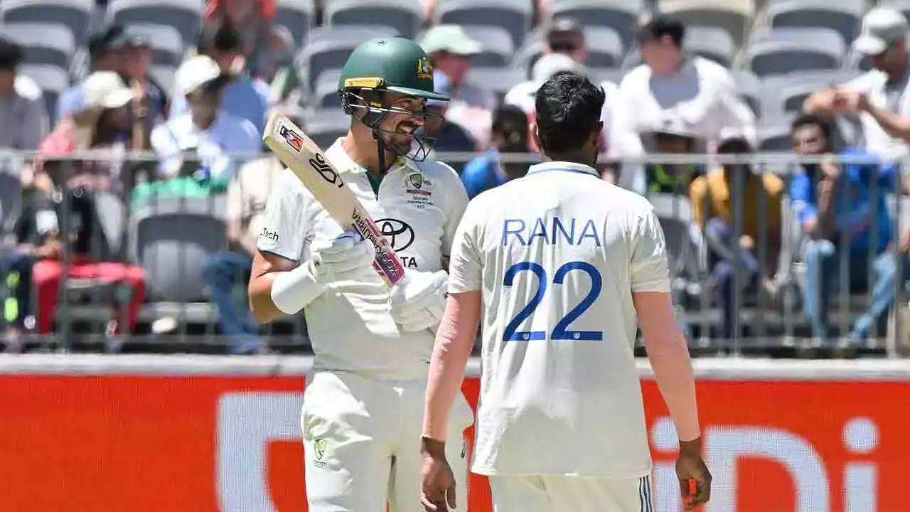 Mitchell Starc And Harshit Rana,पर्थ कसोटीत चालू सामन्यात राडा; मिचेल ...