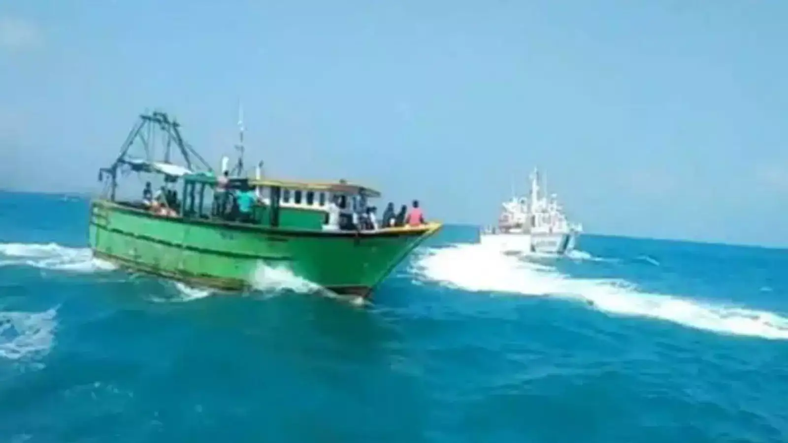 Tamilnadu Fishermen Relief Amount,மீனவர்களின் வங்கி கணக்கில் ரூ 8000 ...