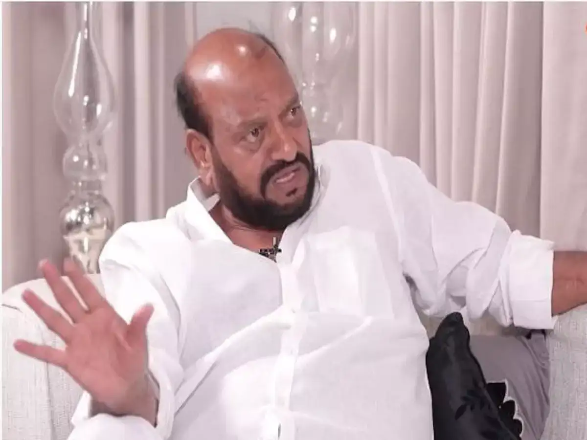 Jc Prabhakar Reddy,మీ కాళ్లు మొక్కి వేడుకుంటున్నా.. జేసీ ప్రభాకర్ ...