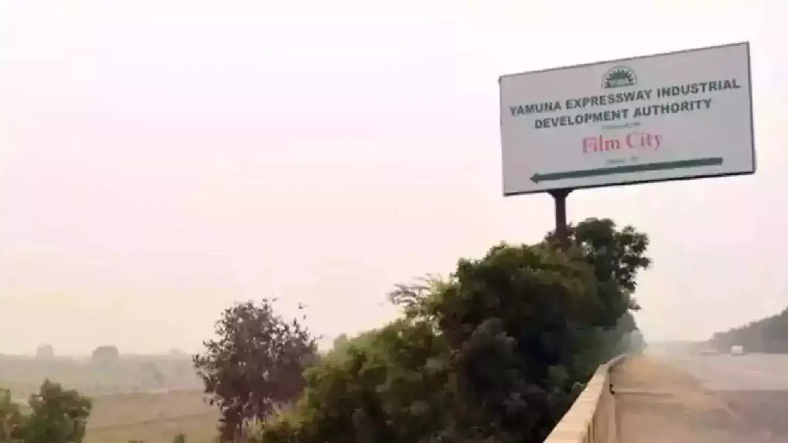 ग्रेटर नोएडा में 125 करोड़ रुपये का फ्लैटेड कारखाना स्थापित करेगी योगी ...