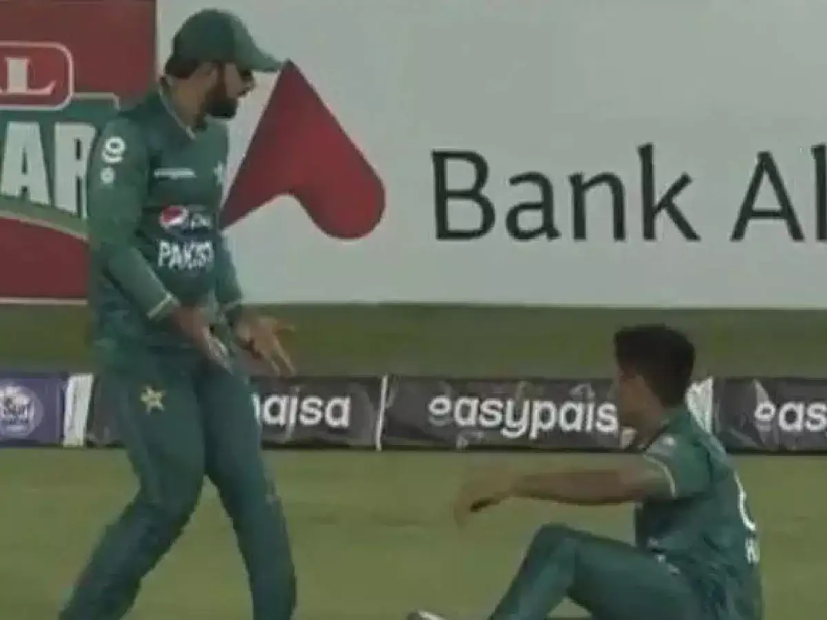 Pakistan Drop Catch,Funny video: अरे आता तरी सुधरा रे! सोपा कॅच ...