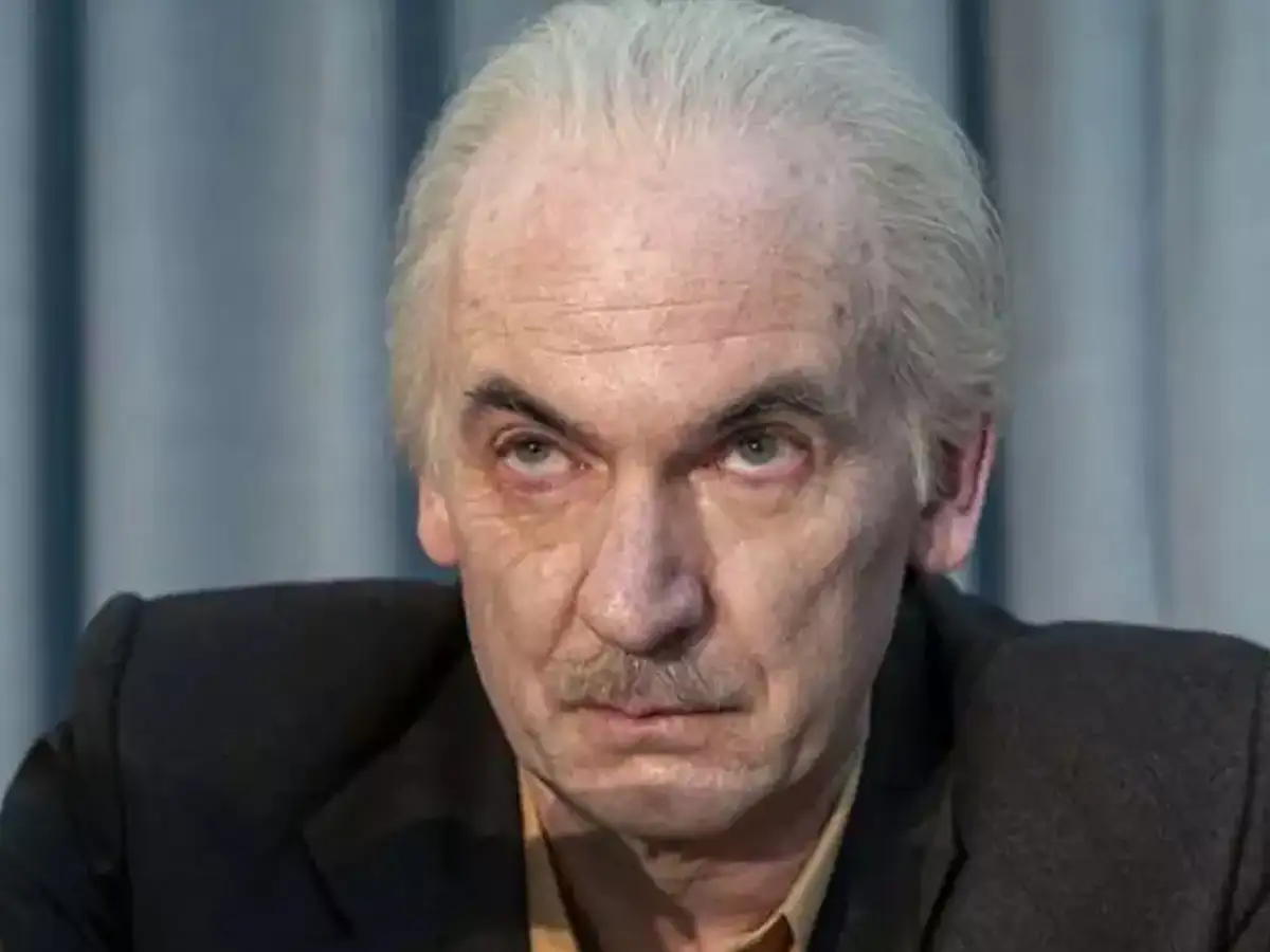 Harry Potter actor Paul Ritter has passed away after battling a brain tumor