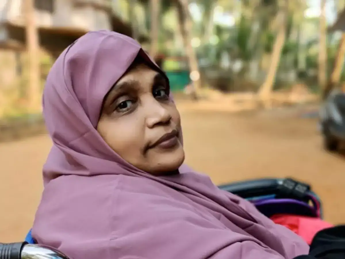 K V Rabiya,ആദ്യം പോളിയോ, പിന്നാലെ കാൻസർ, ഒടുവിൽ നട്ടെല്ലിന് ക്ഷതം ...