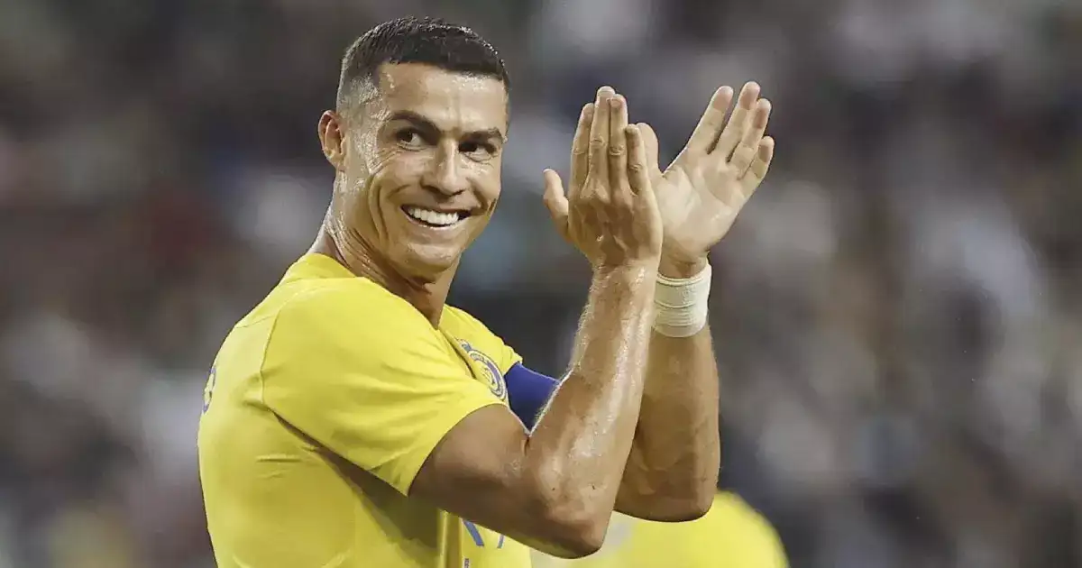 Cristiano Ronaldo Get Special Sim Card For Internet ...