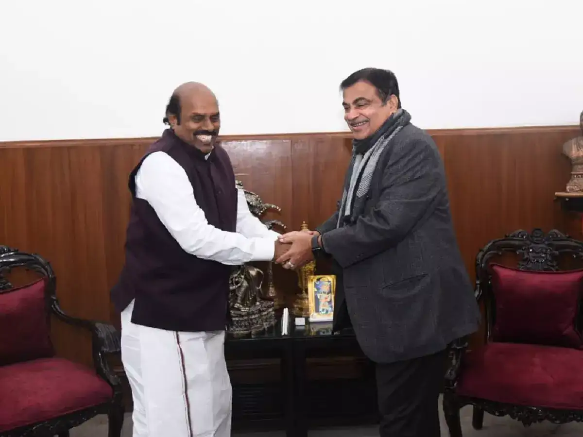 EV Velu,'நிலுவை பணிகளை விரைந்து முடித்திட மத்திய அரசு உறுதி' - அமைச்சர் ...