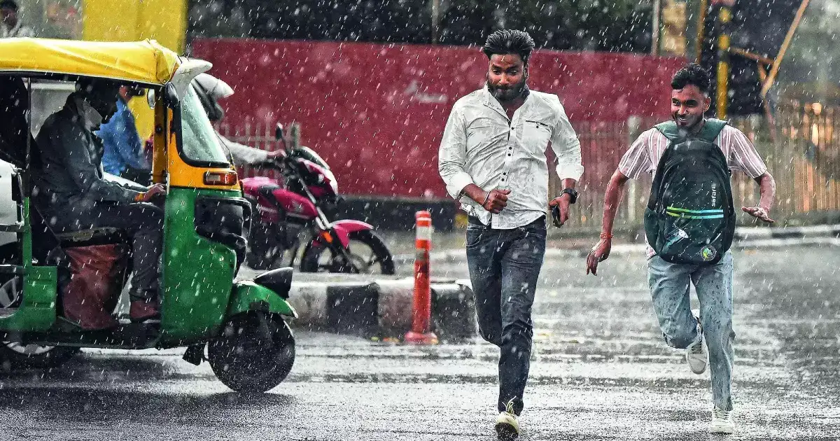 Kerala Rain Alert,Kerala Yellow Alert: സംസ്ഥാനത്ത് മഴയും കാറ്റും തുടരും ...