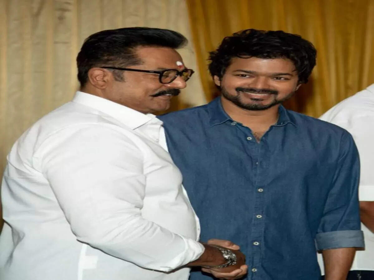 Varisu: விஜய்யை பற்றி சொன்னவுடன் முன்னாள் முதல்வரே ஆச்சரியப்பட்டார் ... Varisu: விஜய்யை பற்றி சொன்னவுடன் முன்னாள் முதல்வரே ஆச்சரியப்பட்டார் ...