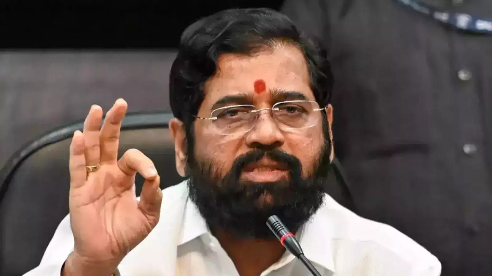 Cm Eknath Shinde Kidney Patient Ge Sahaya,ಕಿಡ್ನಿ ಕಸಿಗಾಗಿ ಮುಂಬೈಗೆ ...