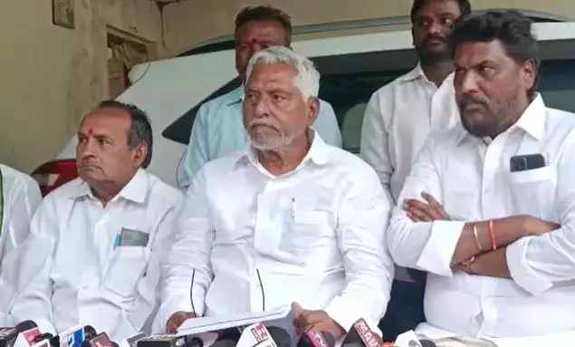 Mlc Jeevan Reddy,కేటీఆర్, కవిత.. ఇంటలిజెంట్స్ అని ఒప్పుకోవాల్సిందే ...