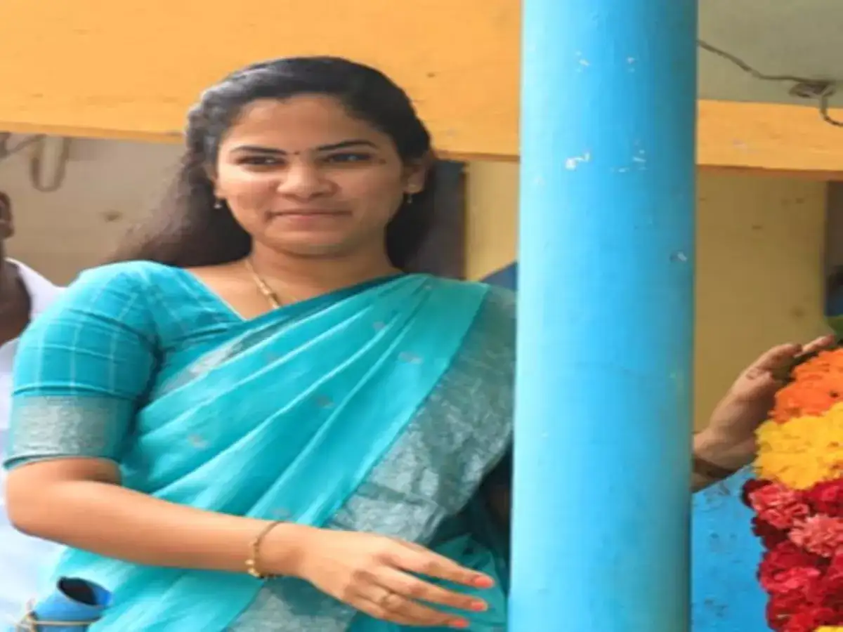 Mayor Priya Stalin Convoy,காரில் ஏன் தொங்கியபடி சென்றேன்? மேயர் ப்ரியா ...