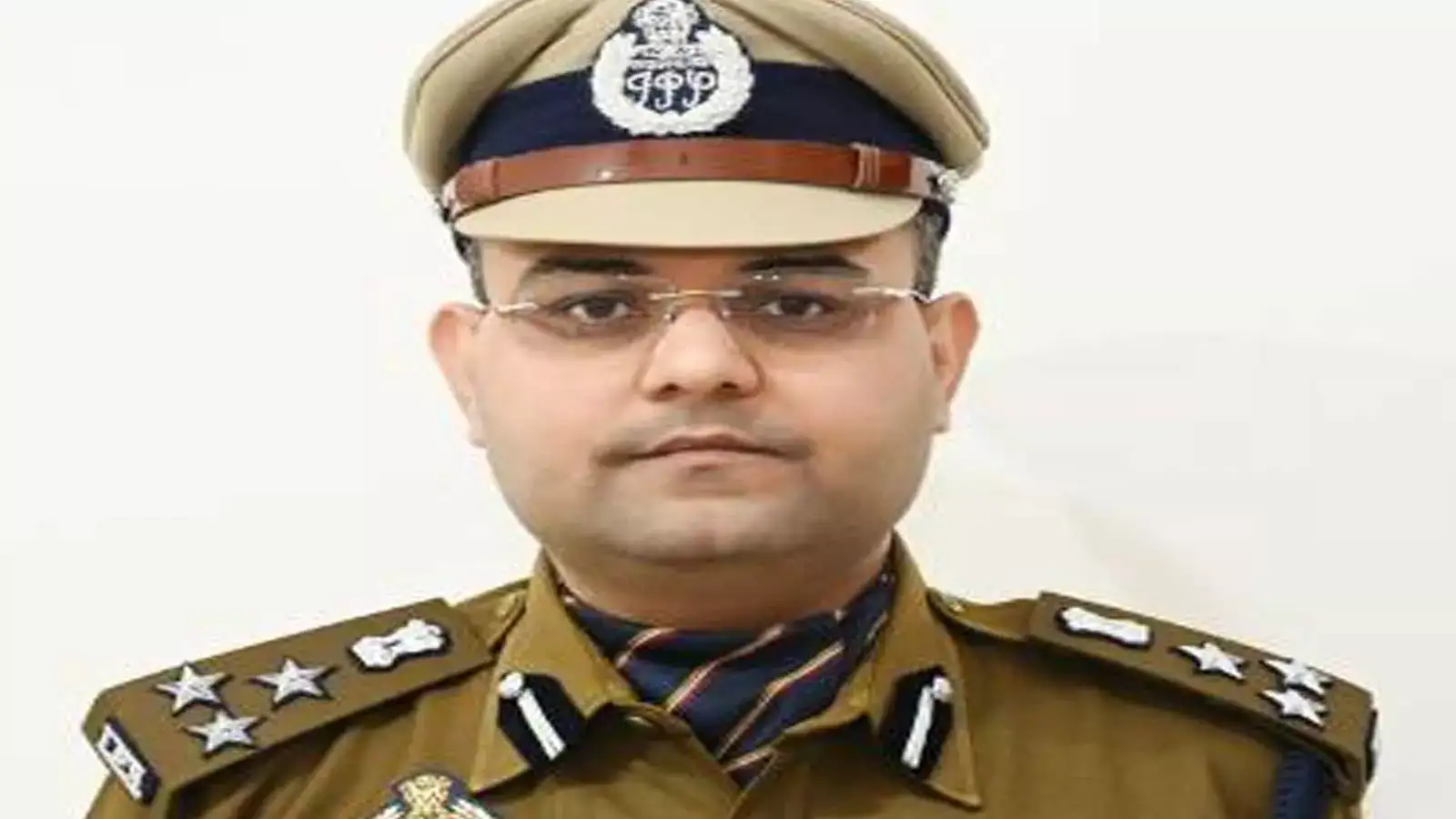 महाकुंभ के DIG बनाए गए IPS वैभव कृष्ण, जानिए कौन हैं ये, जिन्हें योगी ...