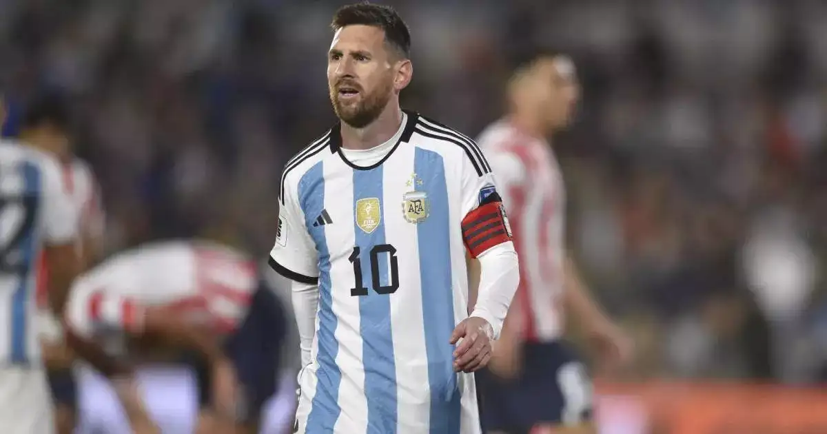 Lionel Messi,മെസിക്ക് നേരെ തുപ്പി പരാഗ്വെൻ താരം? അർജൻറീന നായകൻെറ മറുപടി ...