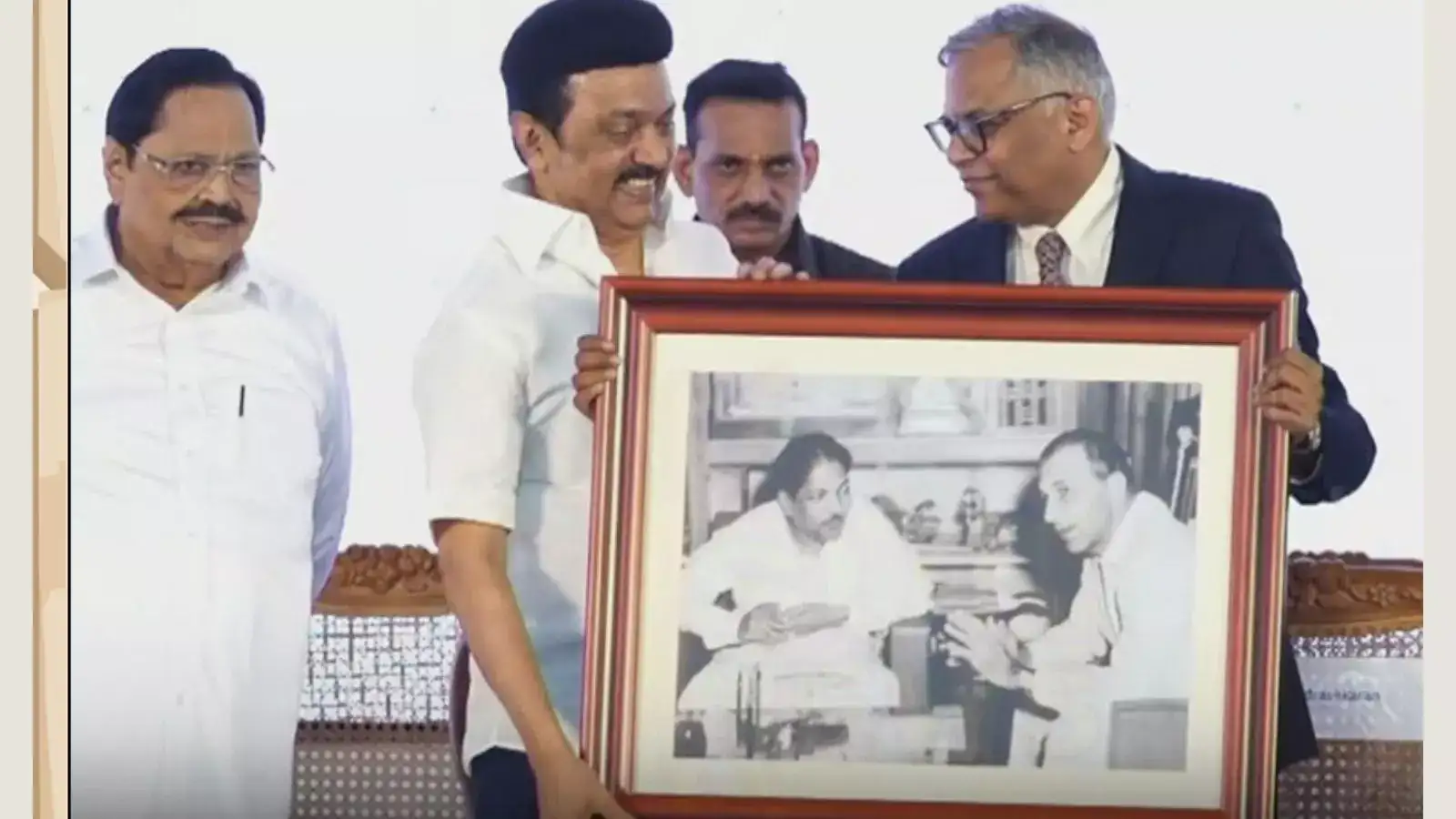 Panapakkam Tata Car Manufacturing Company டாடா கார் தொழிற்சாலைக்கு ...