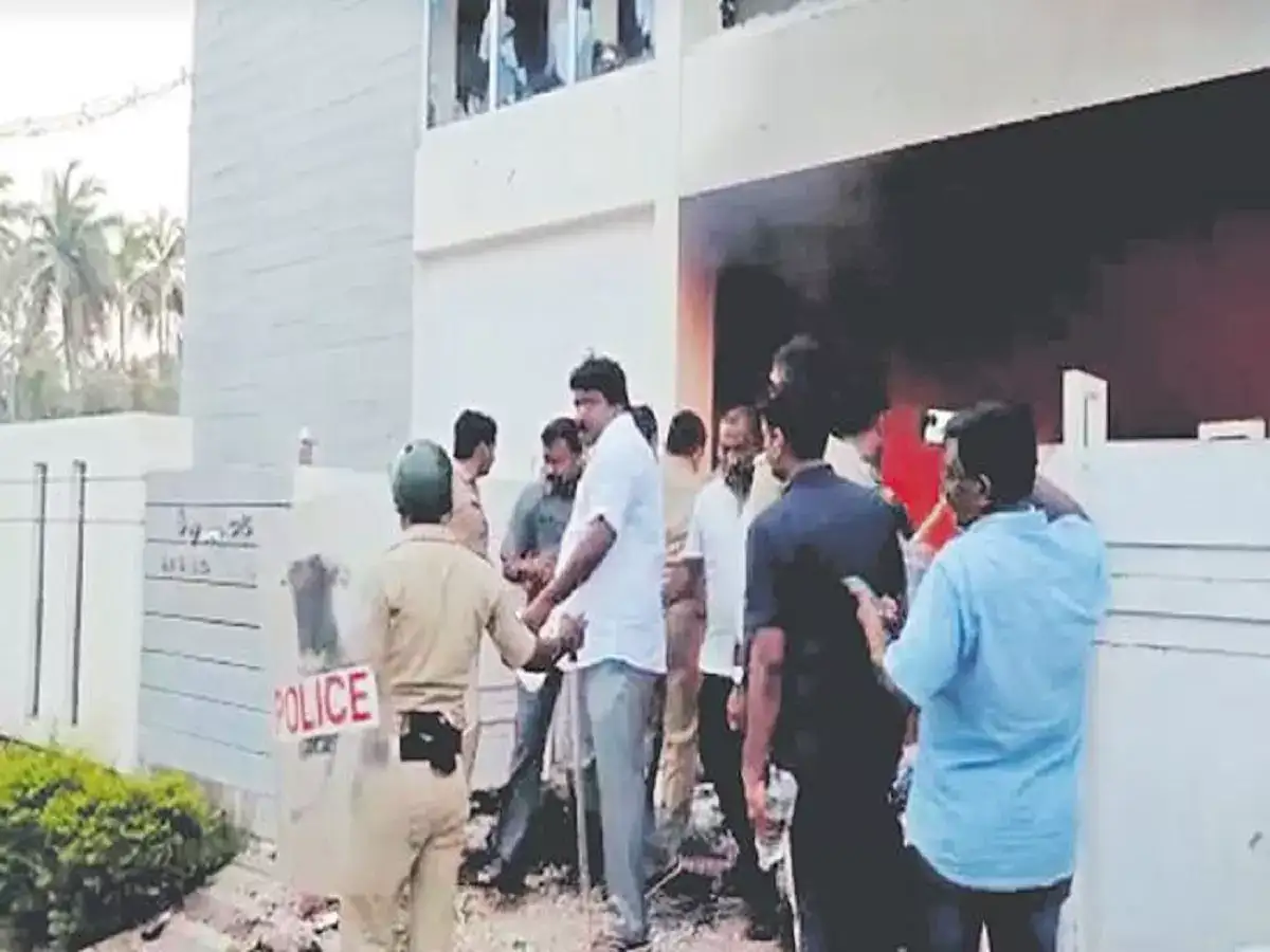 Ysrcp Mla House Fire,నేను, నా ఫ్యామిలీ అంతా సజీవ దహనమయ్యేవాళ్లం ...