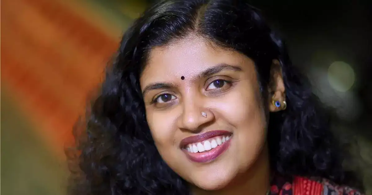 Chintha Jerome,'കാലാവധി കഴിഞ്ഞിട്ടും യുവജന കമ്മീഷൻ പദവിയിൽ, ചിന്താ ജെറോമിനെ പുറത്താക്കണം'; ഗവർണ ...