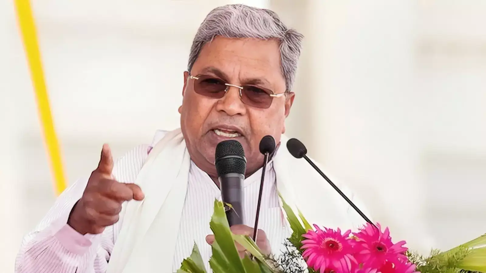 ಯುದ್ಧ ಬೇಡ ಹೇಳಿಕೆಗೆ ಸಿದ್ದರಾಮಯ್ಯ ಸ್ಪಷ್ಟನೆ,ಯುದ್ಧ ಬೇಡವೆಂದು ಹೇಳಿಲ್ಲ, ಅಗತ್ಯ ಬಿದ್ದರೆ ಅನಿವಾರ್ಯ! ಪಾಕ್ ...