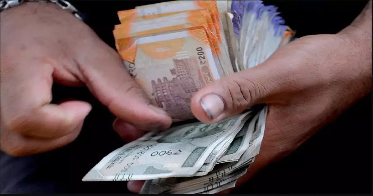 Easy Money Man Earns 3 Crore Rupees From First Lottery Ticket; आयुष्यात ...