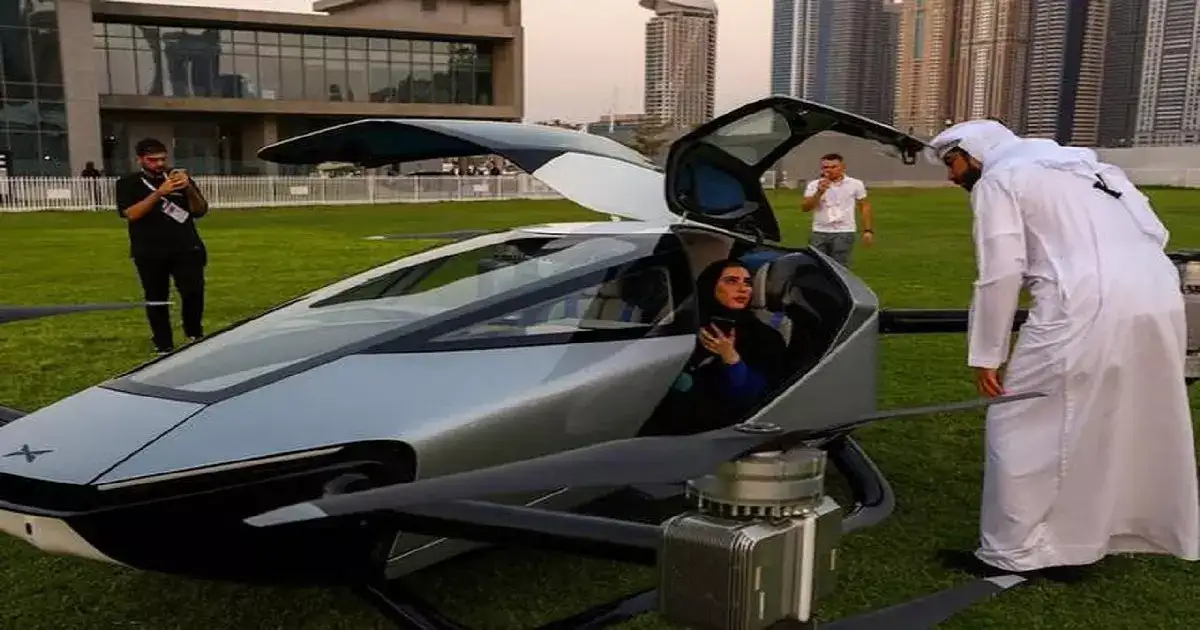 Dubai Flying Car,दुबई में नजर आई उड़ने वाली कार, अब जब भी जाएं पत्नी को ...
