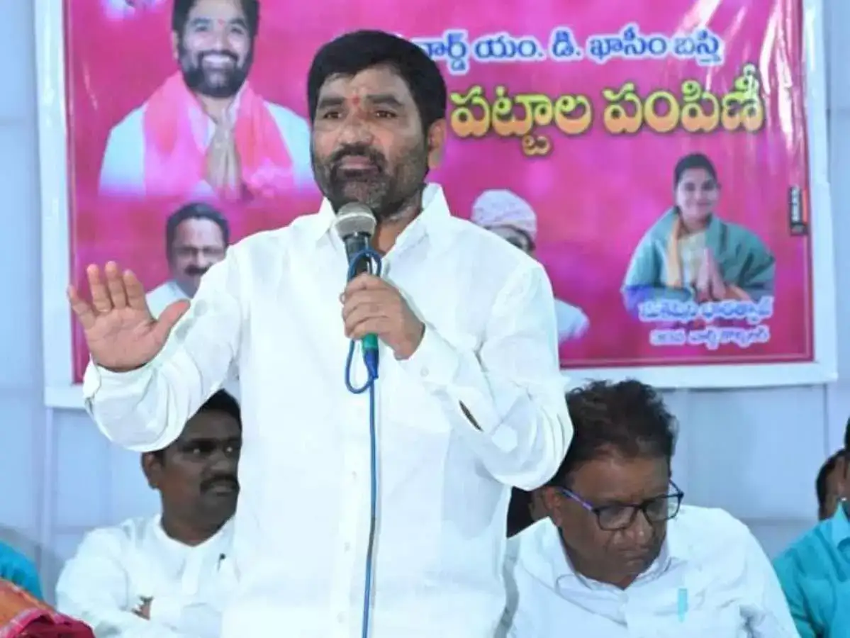 Durgam Chinnaiah,'ఆ కామపిశాచికి మళ్లీ ఎమ్మెల్యే టికెట్ ఎలా ఇచ్చారు ...
