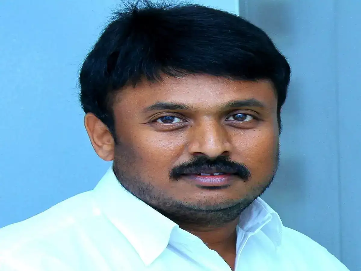 Rs Bharathi,வயசான இப்படி தான் உளறுவாங்க.. ஆர்.எஸ். பாரதிக்கு ஓய்வு தேவை ...