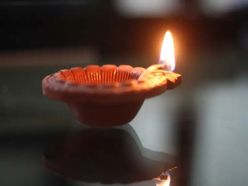 Importance Of Diya,ಮಕ್ಕಳ ಕಥೆ: ವಿನಮ್ರ ಹಣತೆ - kids story about diya ...