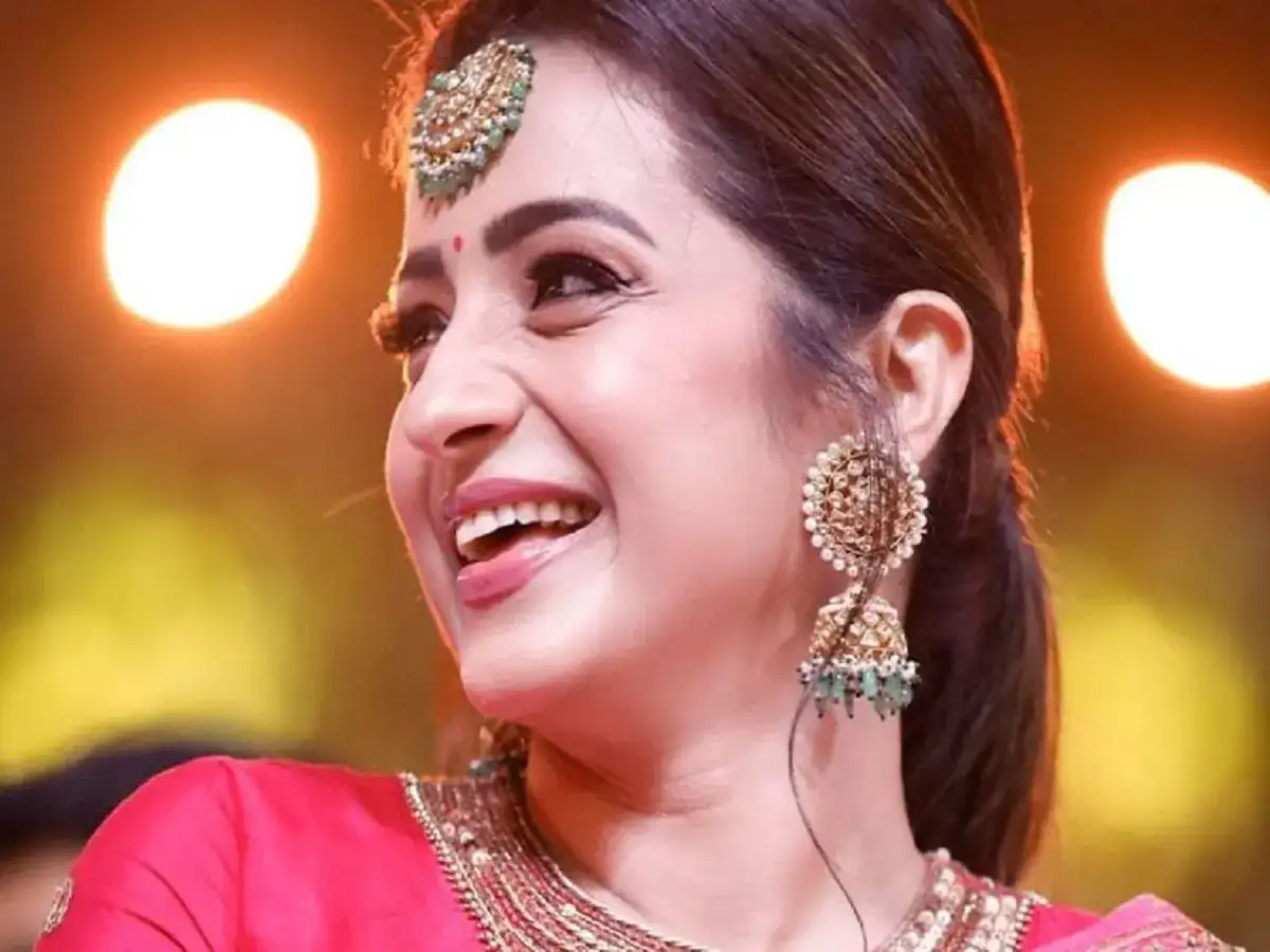 Trisha: குடிப்பழக்கத்தால் திருமணத்தை தள்ளிப் போடுகிறாரா த்ரிஷா ...