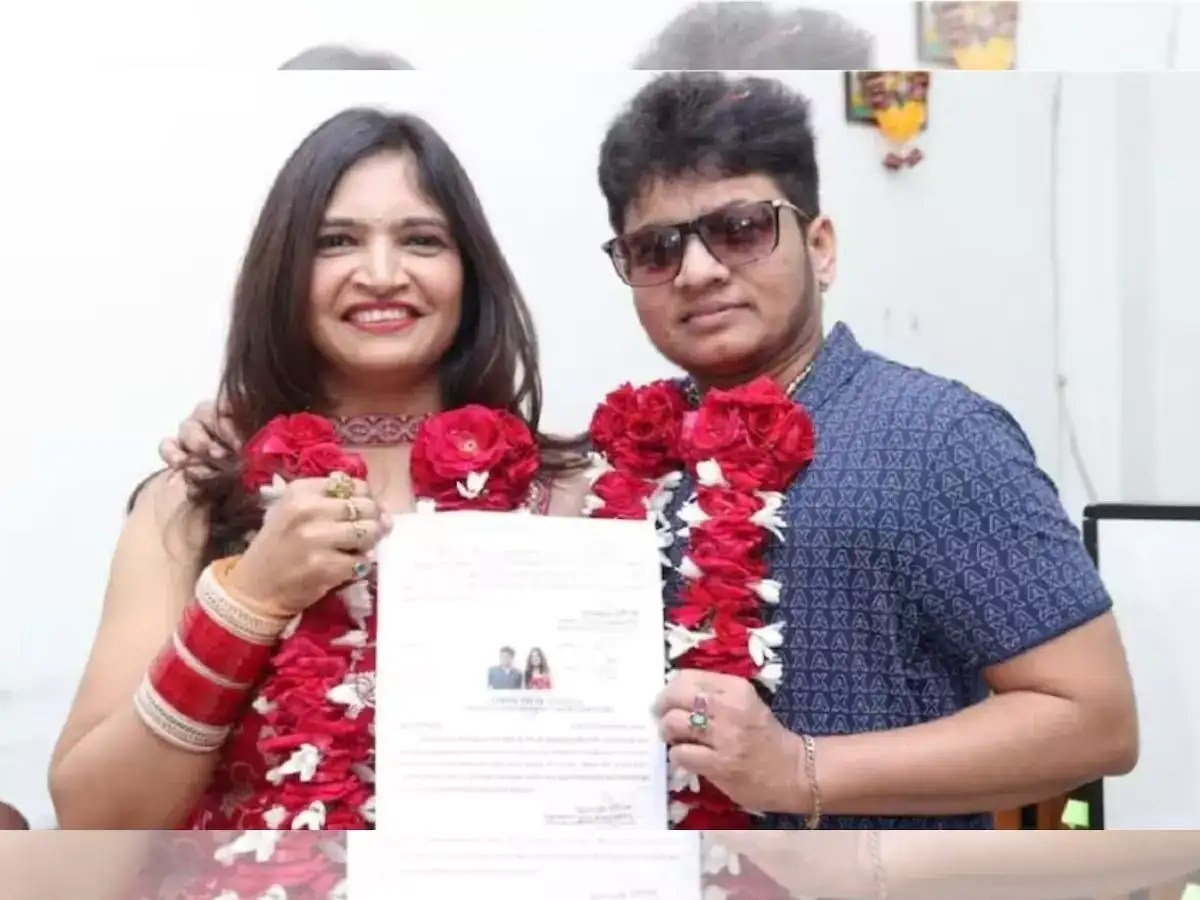 Alka Soni From Indore Changed Her Gender To Marry Her Friend; महिलेनं ...