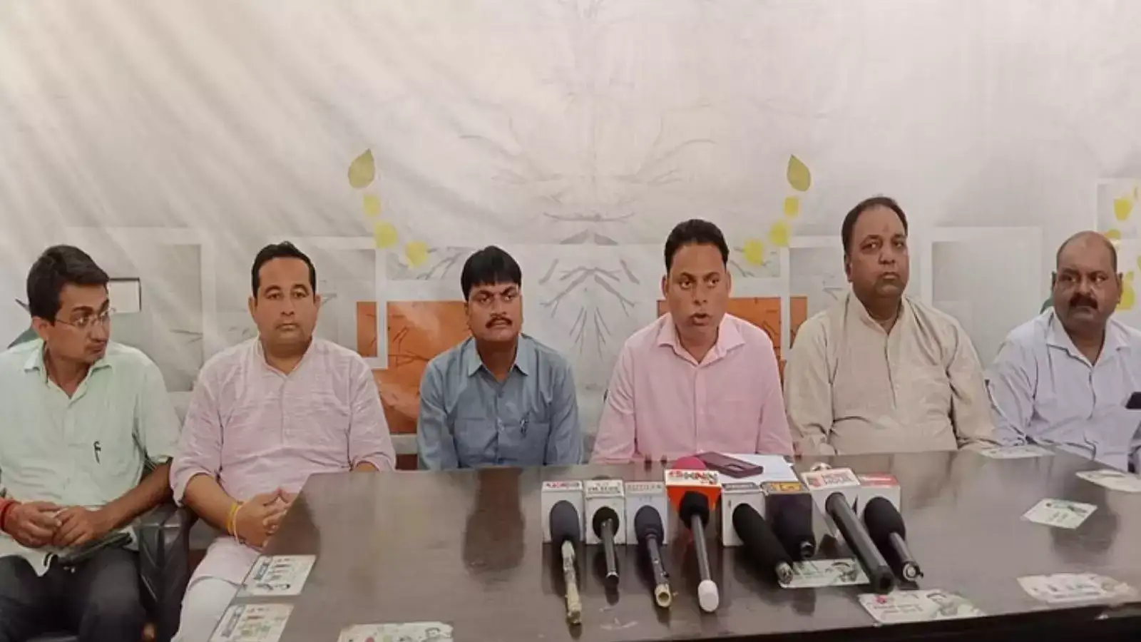 MLA Bhuwan Kapri News Today,उत्तराखंड: कांग्रेस के विधायक भुवन कापड़ी ...