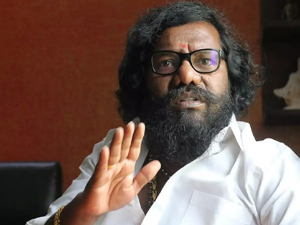 Karunas,ராஜராஜ சோழன் இந்து மன்னனா? தமிழினம் சும்மா இருக்காது; கருணாஸ் ...