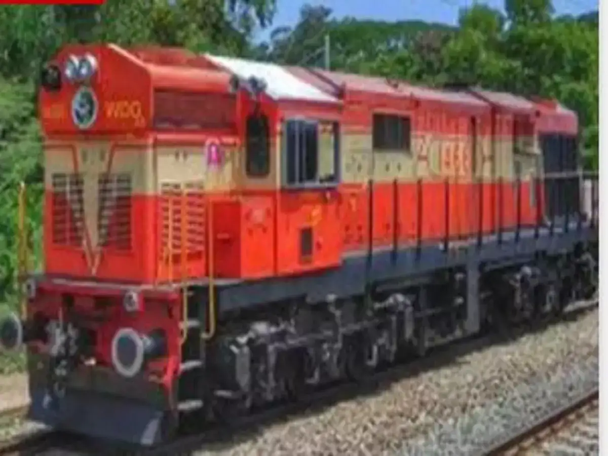 Bihar Train Engine Robbery,ஏடிஎம் திருட்டு கேள்விப்பட்டிருப்பீங்க ...