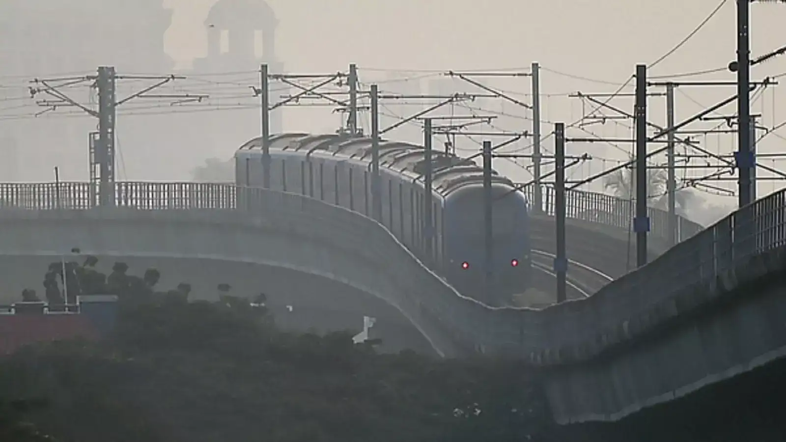 சென்னை மெட்ரோவில் நாளை மறுநாள் இலவச பயணம்-ஆனா இவங்களுக்கு மட்டும் தான் ...