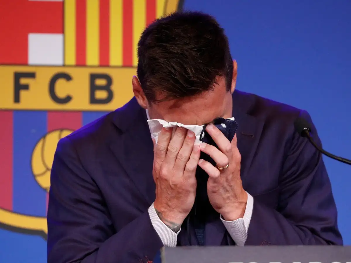 Lionel Messi Crying In Farewell Says I Offered To Reduce 50% Salary ...