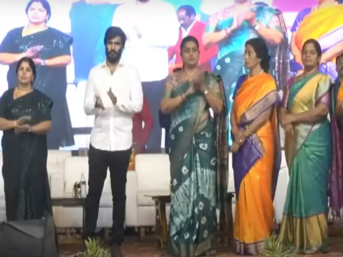 Minister Roja,క్రీడాకారులకు రూ. 50 లక్షల ప్రైజ్‌మనీ.. అందజేసిన మంత్రి రోజా, బైరెడ్డి - minister ...