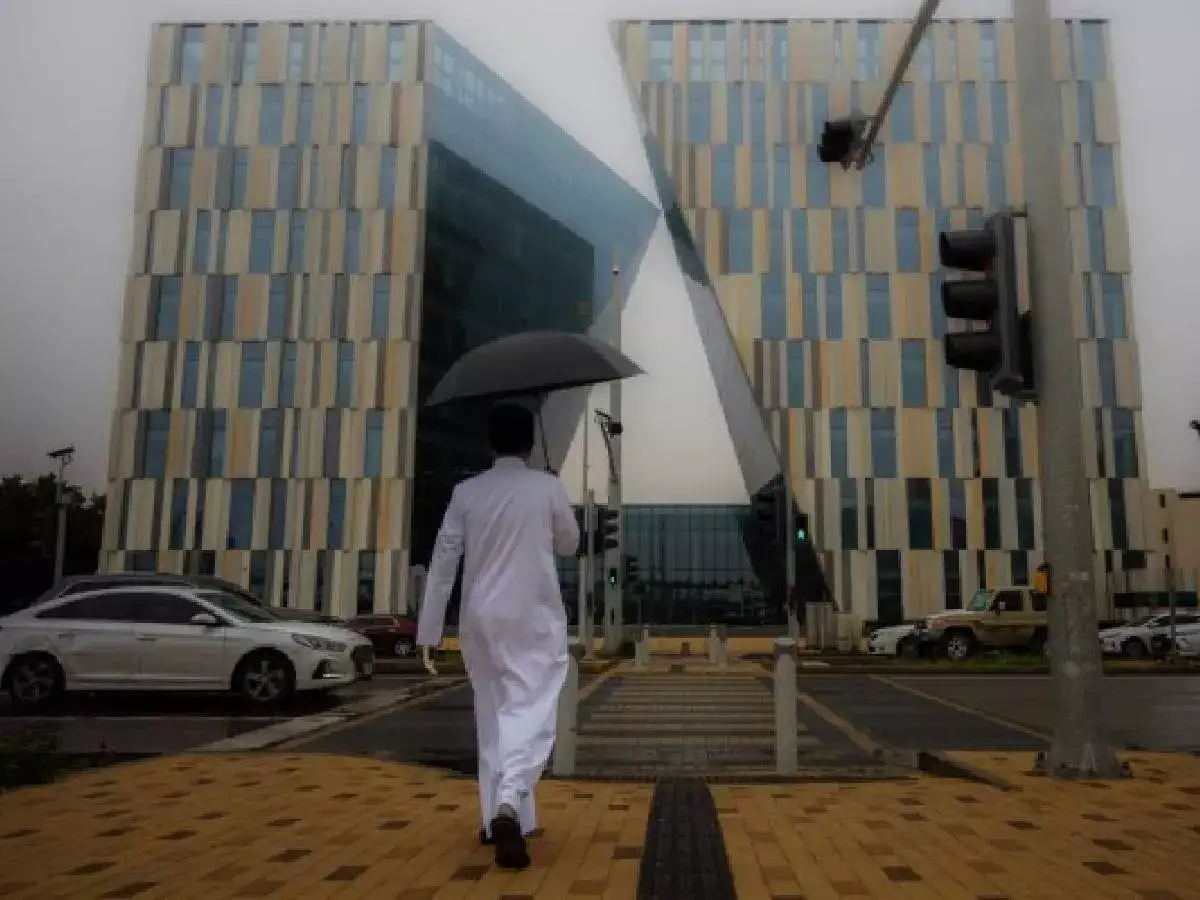 Saudi Weather,Saudi Weather:റിയാദിലും ജിദ്ദയിലും ശക്തമായ മഴ; തബൂക്കില് ...