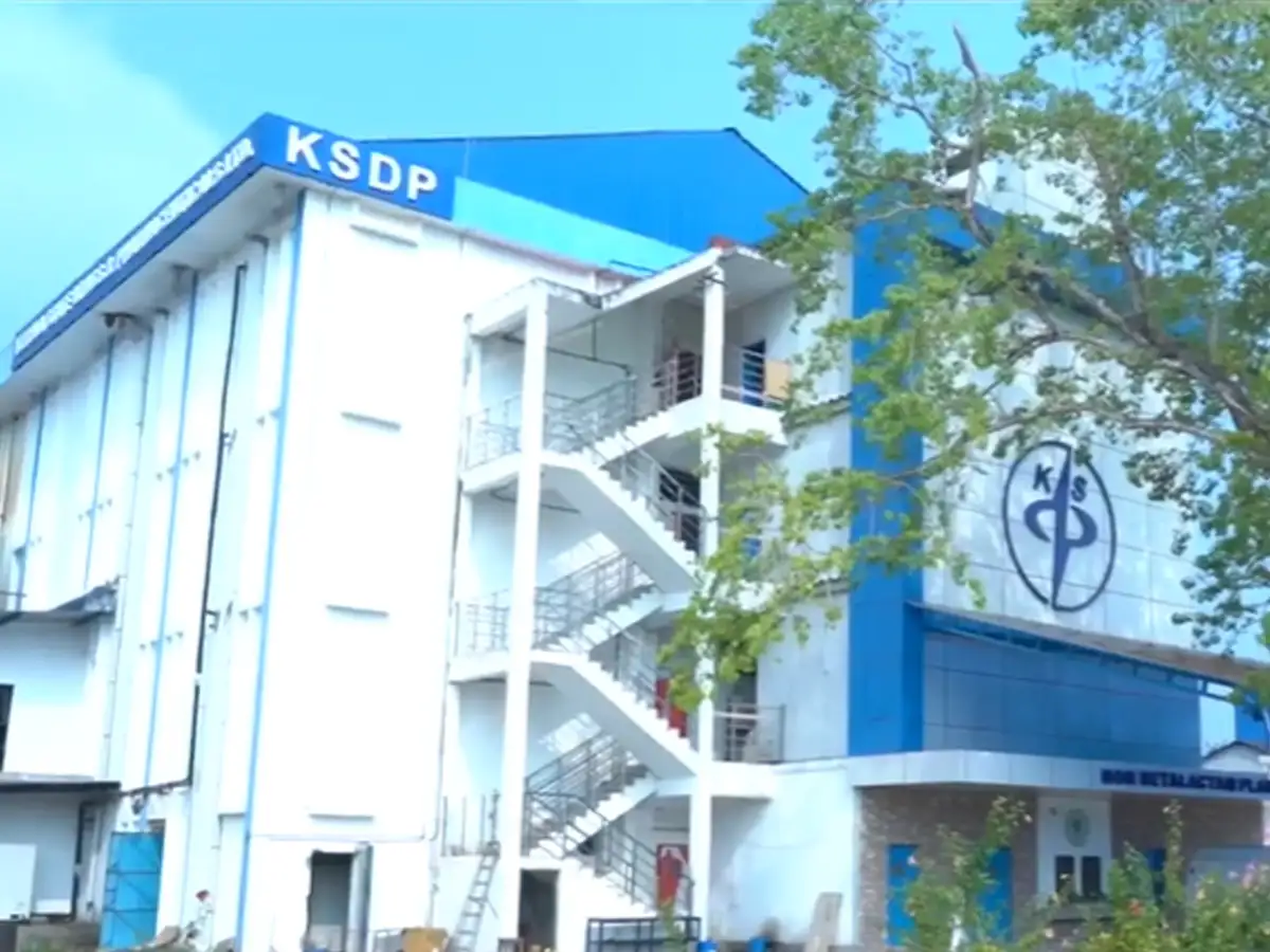 കൊവിഡ് വാക്സിൻ ഉത്പാദിപ്പിക്കാൻ കേരളം; വ്യവസായ വകുപ്പിനു മുന്നി ...