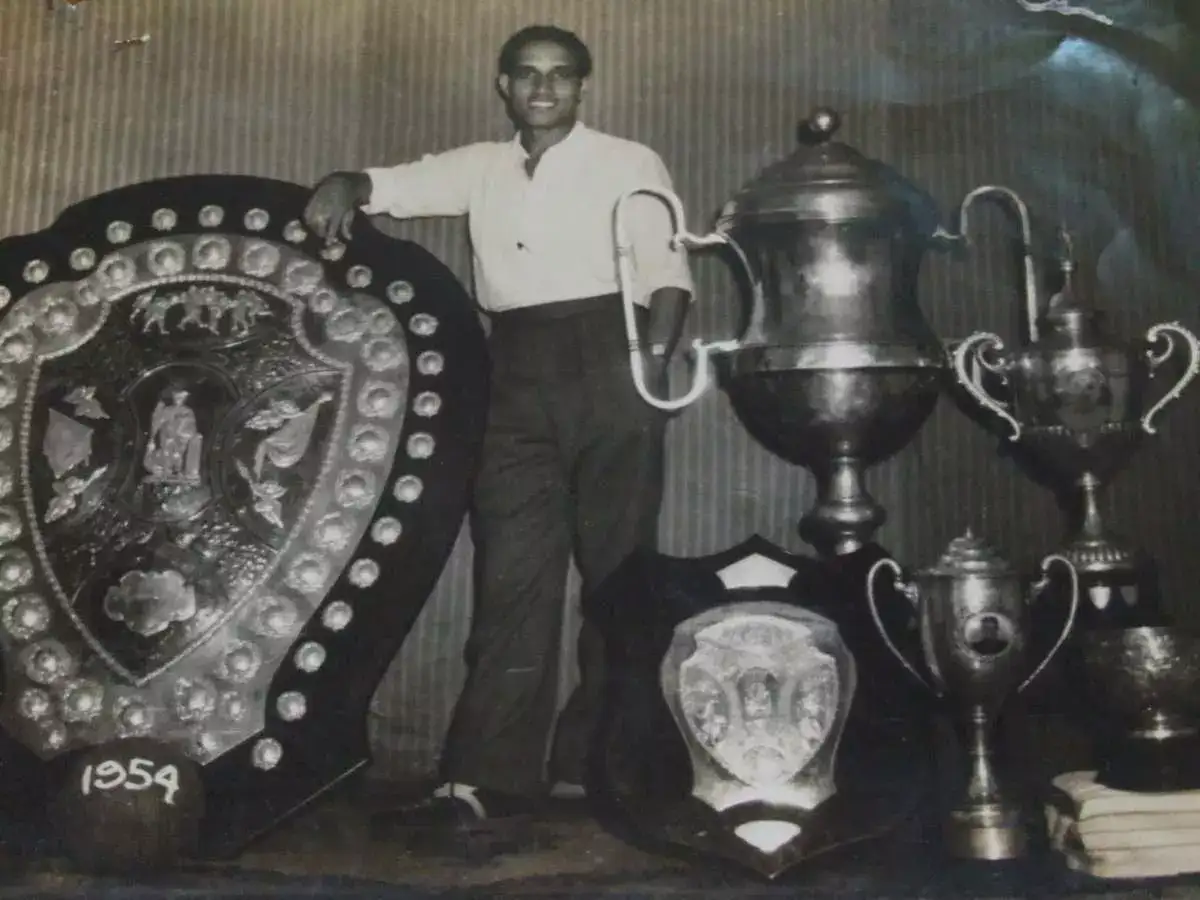india's star olympic football captain samar 'badru' banerjee passes ...