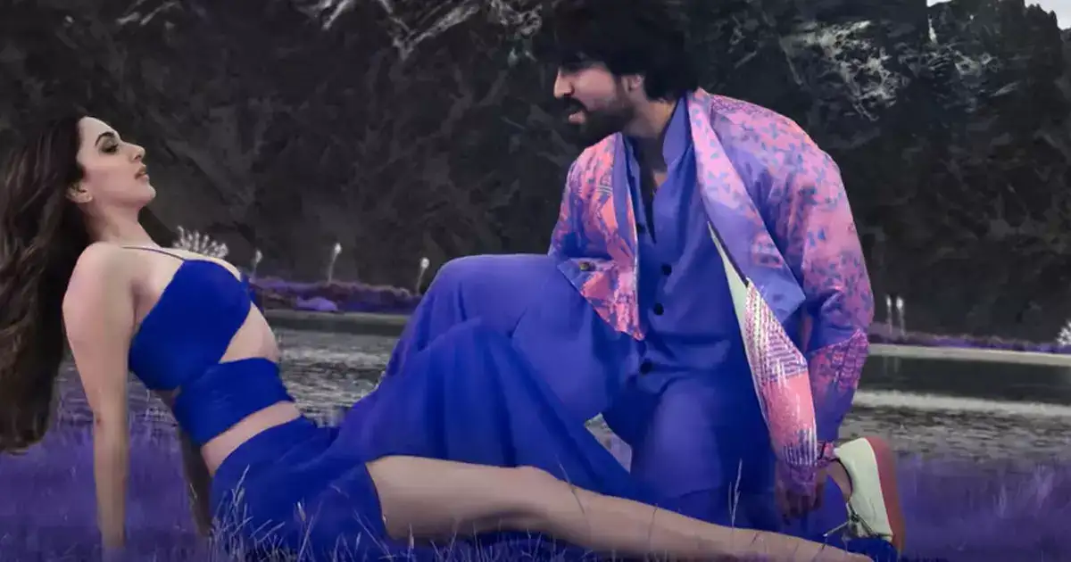 Romantic Song Of 'Game Changer' Released, Ram Charan And Kiara Advani Seen Romancing