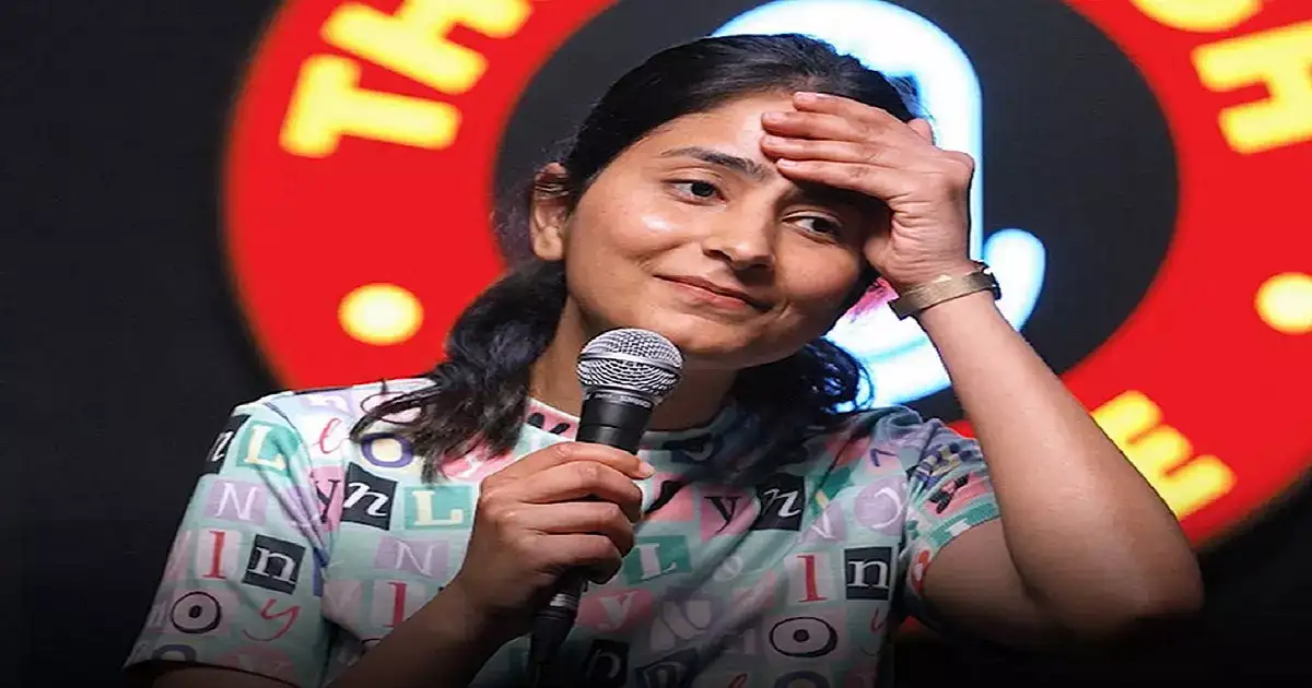 Comedian Swati Sachdeva Video,'मी बायसेक्शुअल आहे', स्टेजवर जाहीरपणे ...