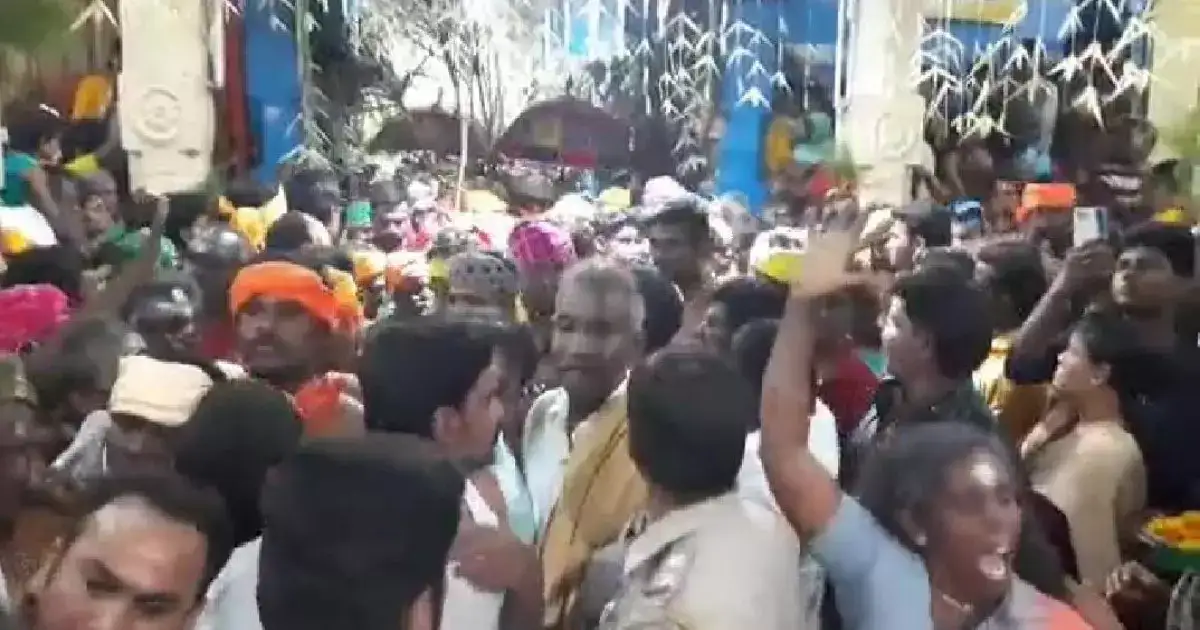 Devadanapatti Moongilani Kamatchi Amman Temple Moongilani Kamatchi ...